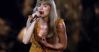 Taylor Swift Starts Hawking Her CD Single from "Toy Story 5" Song ...